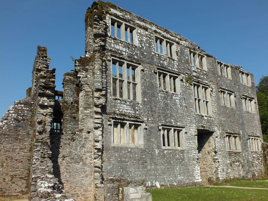 Berry Pomeroy Castle – Bulleigh Park Farm